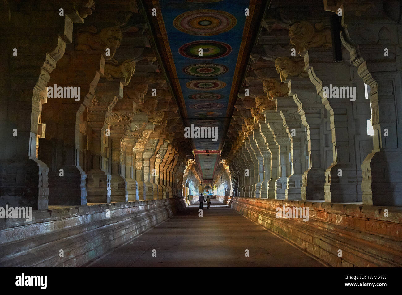 23 Aug 2009 Colourfully painted pillars and ceiling, Ramanathaswami ...