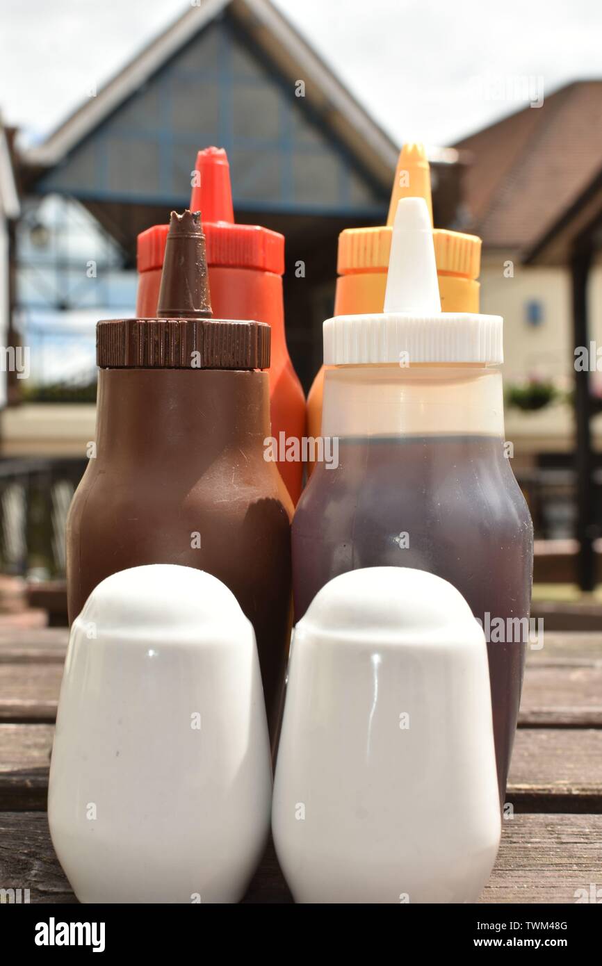 Condiments bottles hi-res stock photography and images - Alamy