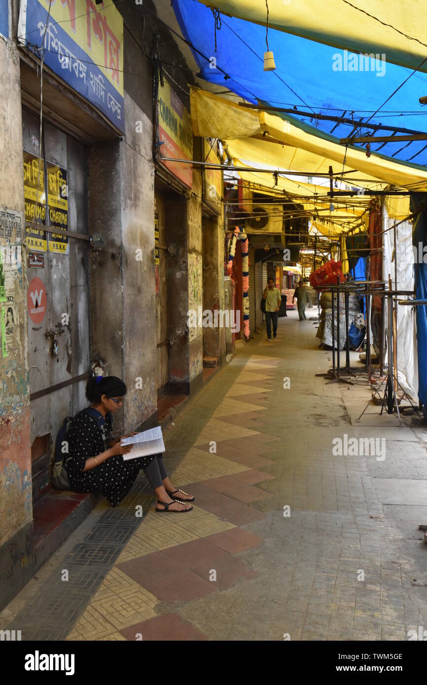 Encroached pavement hi-res stock photography and images - Alamy