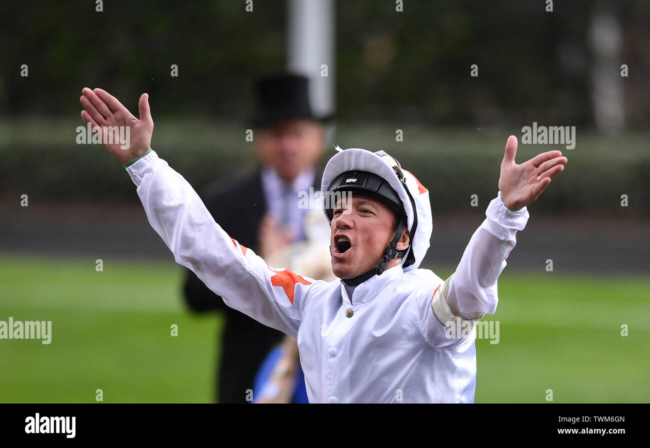 Royal ascot windsor enclosure hi-res stock photography and images - Alamy