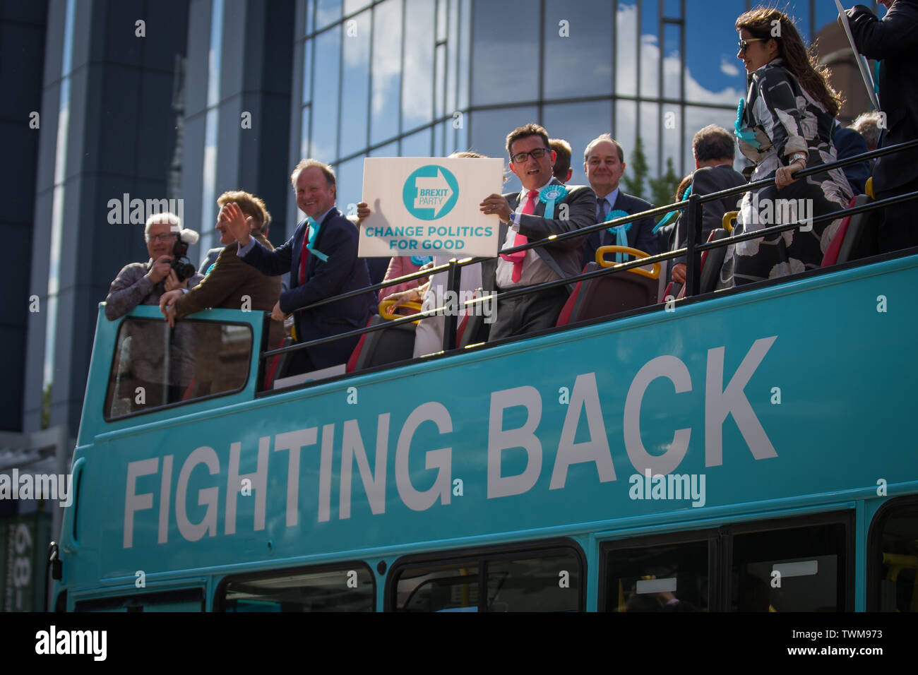 Brexit bus farage hi-res stock photography and images - Alamy