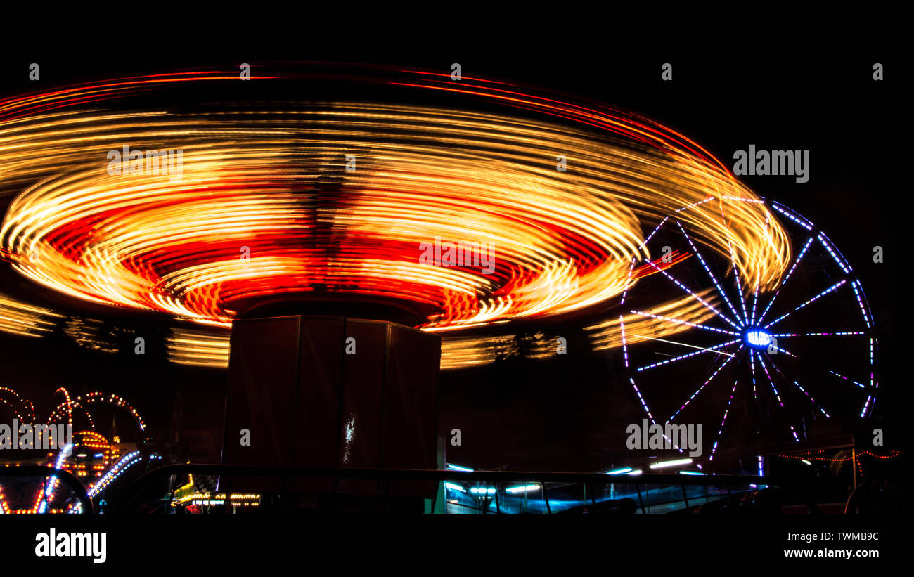 Spinning wheel blur hi-res stock photography and images - Alamy