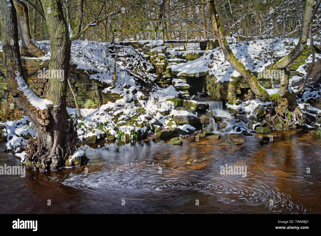 Rivelin in winter hi-res stock photography and images - Alamy