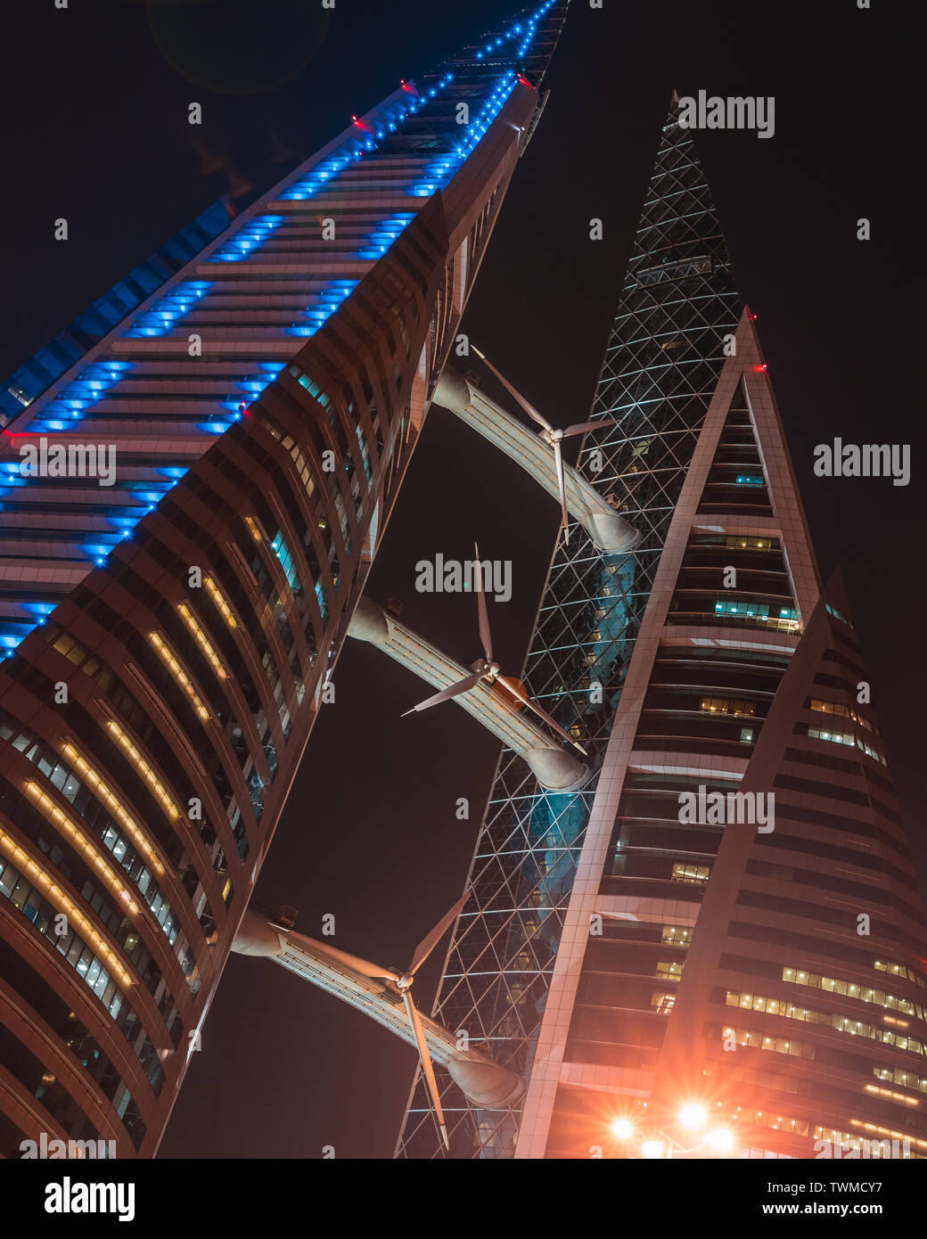 Kingdom of bahrain skyscraper hi-res stock photography and images - Alamy