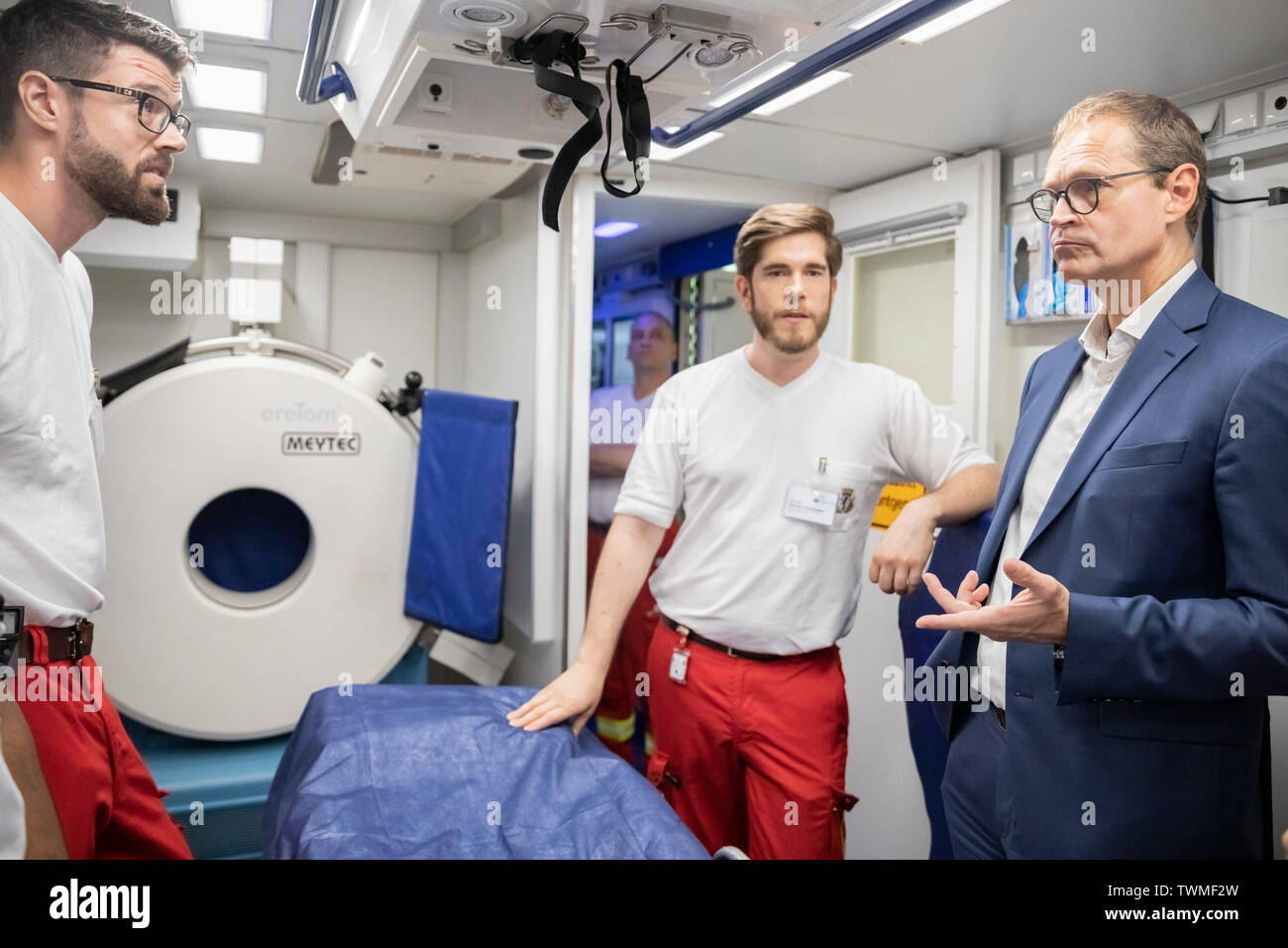 Stemo hi-res stock photography and images - Alamy