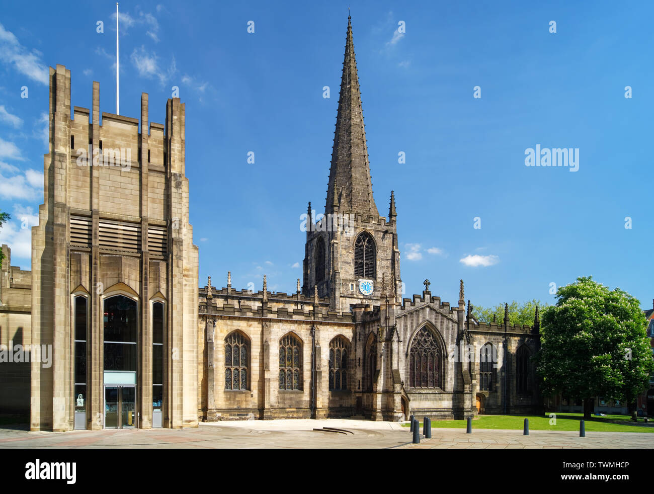 Sheffield cathedral church hi-res stock photography and images - Alamy