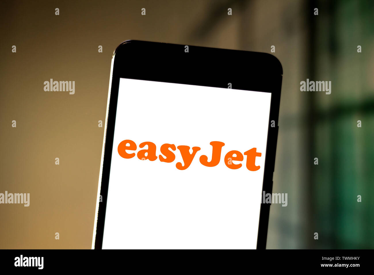 Logo de easyjet hi-res stock photography and images - Alamy