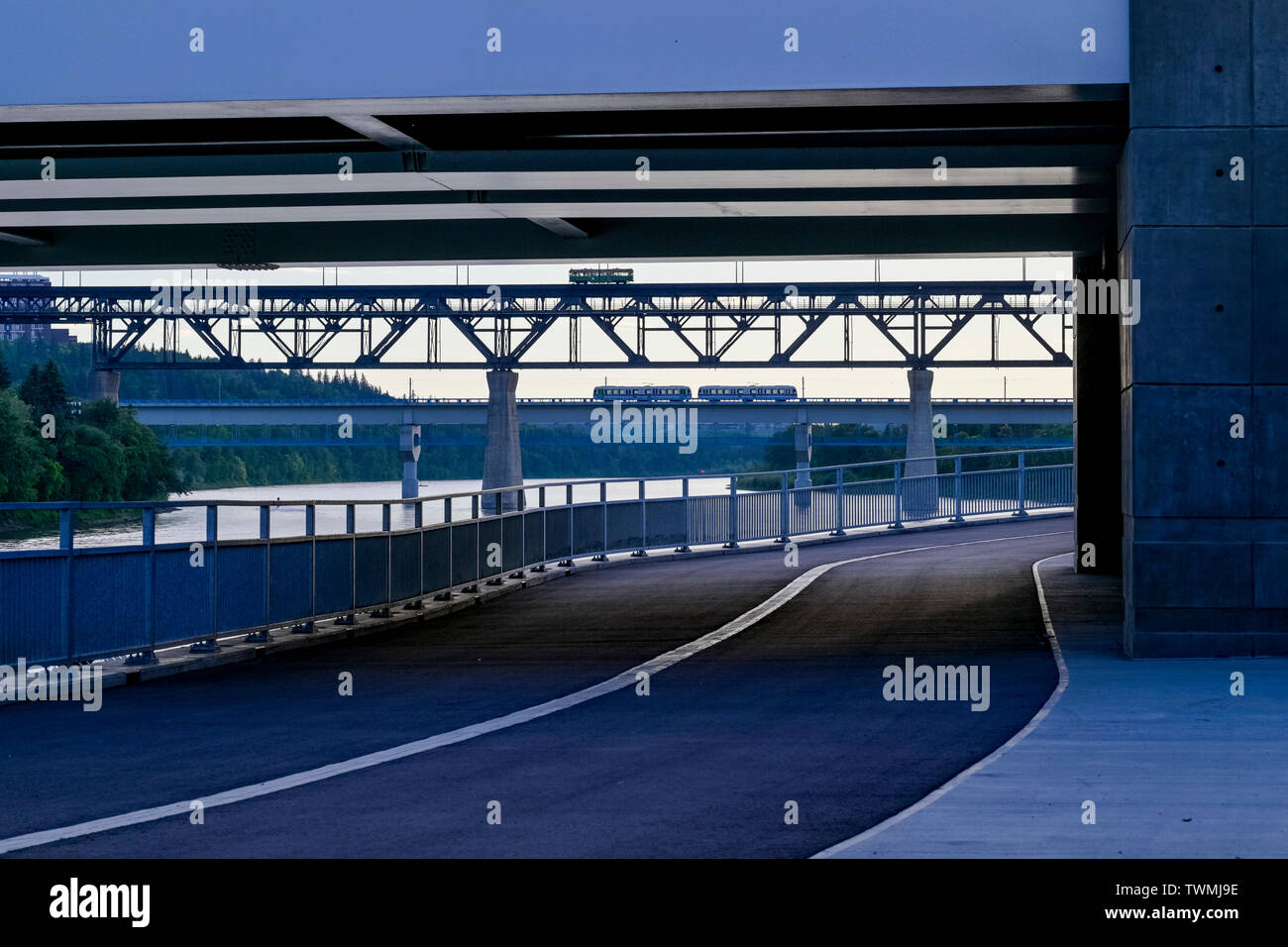 Light rail transit canada hi-res stock photography and images - Alamy