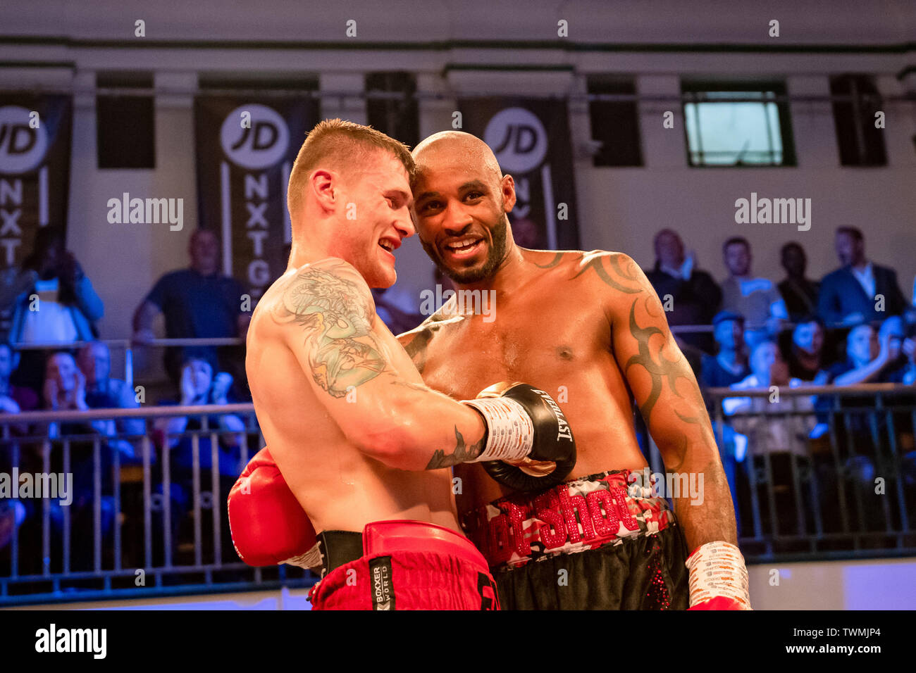Boxing sinclair hi-res stock photography and images - Alamy