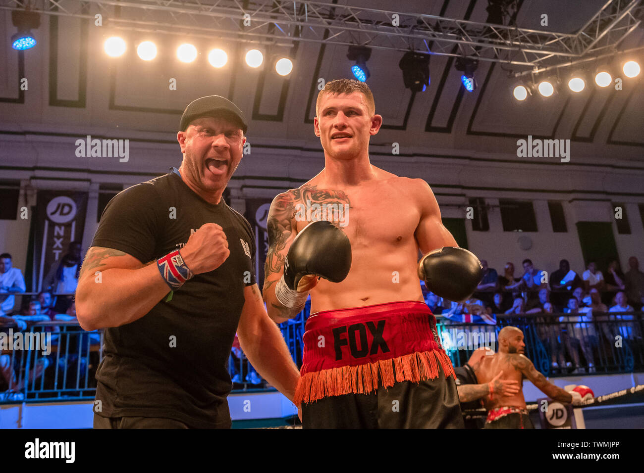 Boxing sinclair hi-res stock photography and images - Alamy