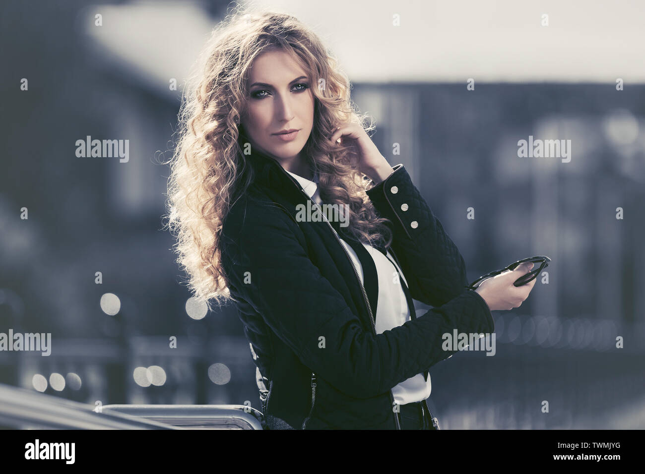 Model wearing jacket hi-res stock photography and images - Alamy