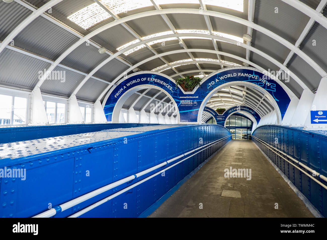 Seacombe ferry hi-res stock photography and images - Alamy