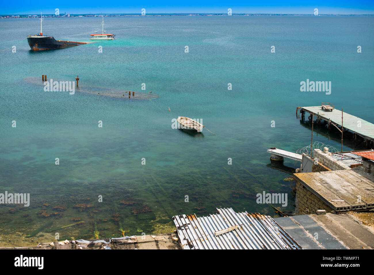 Abandoned Boat Docks High Resolution Stock Photography and Images - Alamy