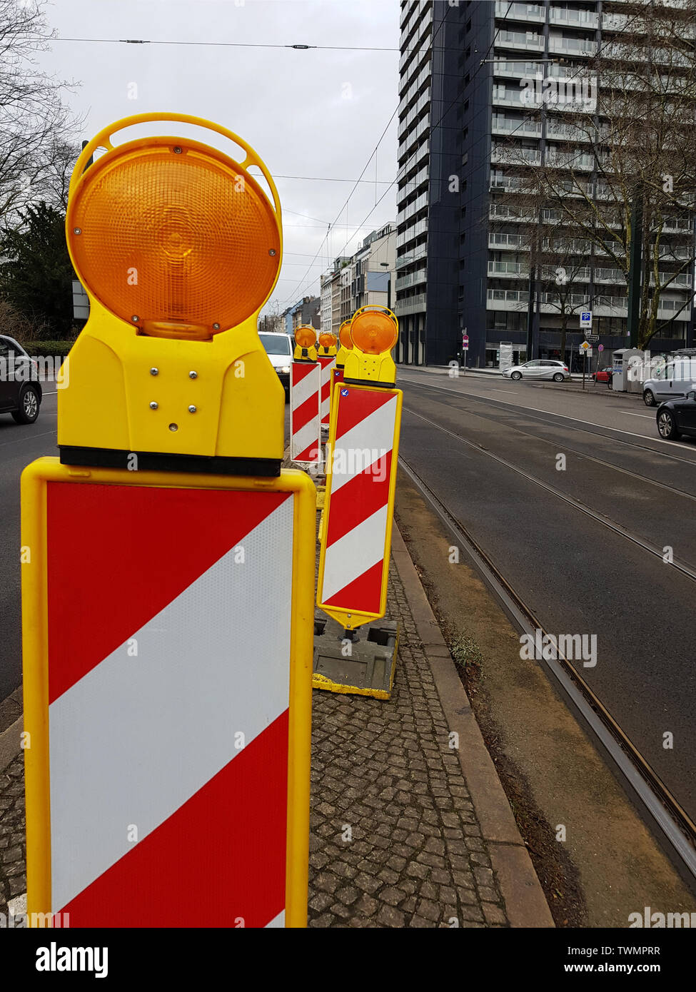 Road warning reflectors hi-res stock photography and images - Alamy