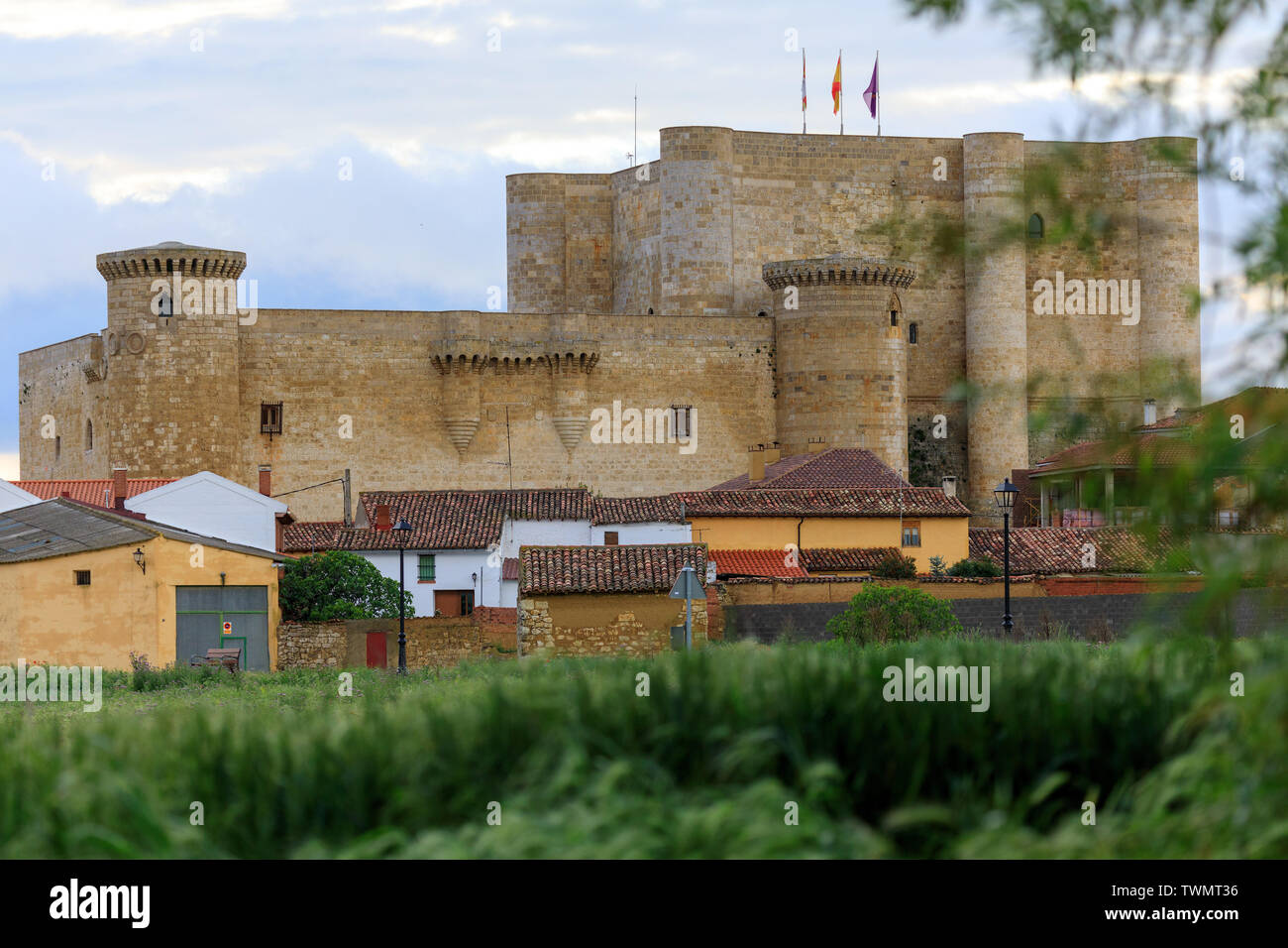 Alba castillo hi-res stock photography and images - Alamy