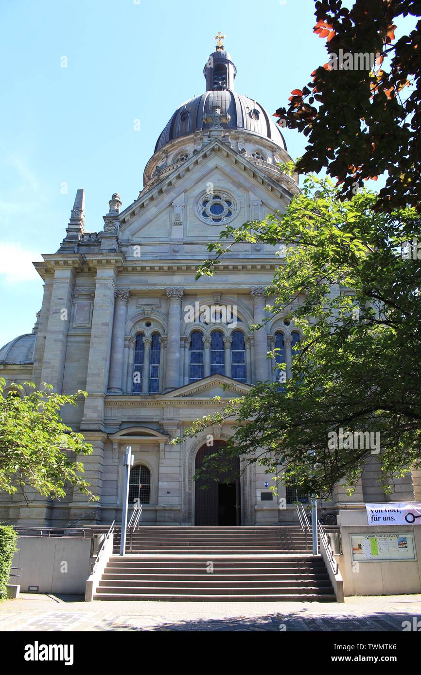 Christ-Church Mainz - Evangelische Christuskirchengemeinden Stock Photo ...