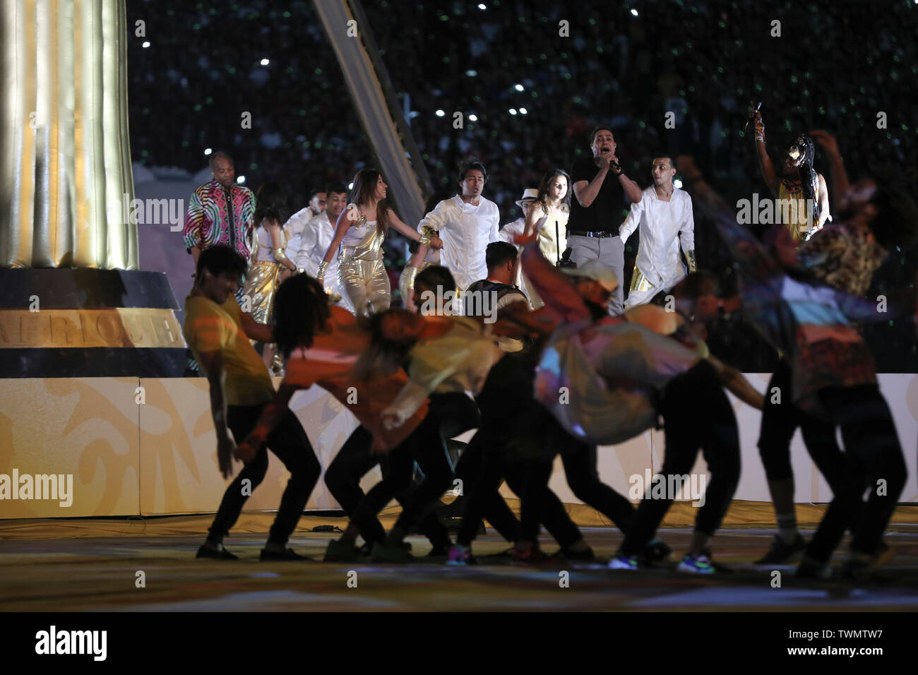 Egyptian folk singer hi-res stock photography and images - Alamy