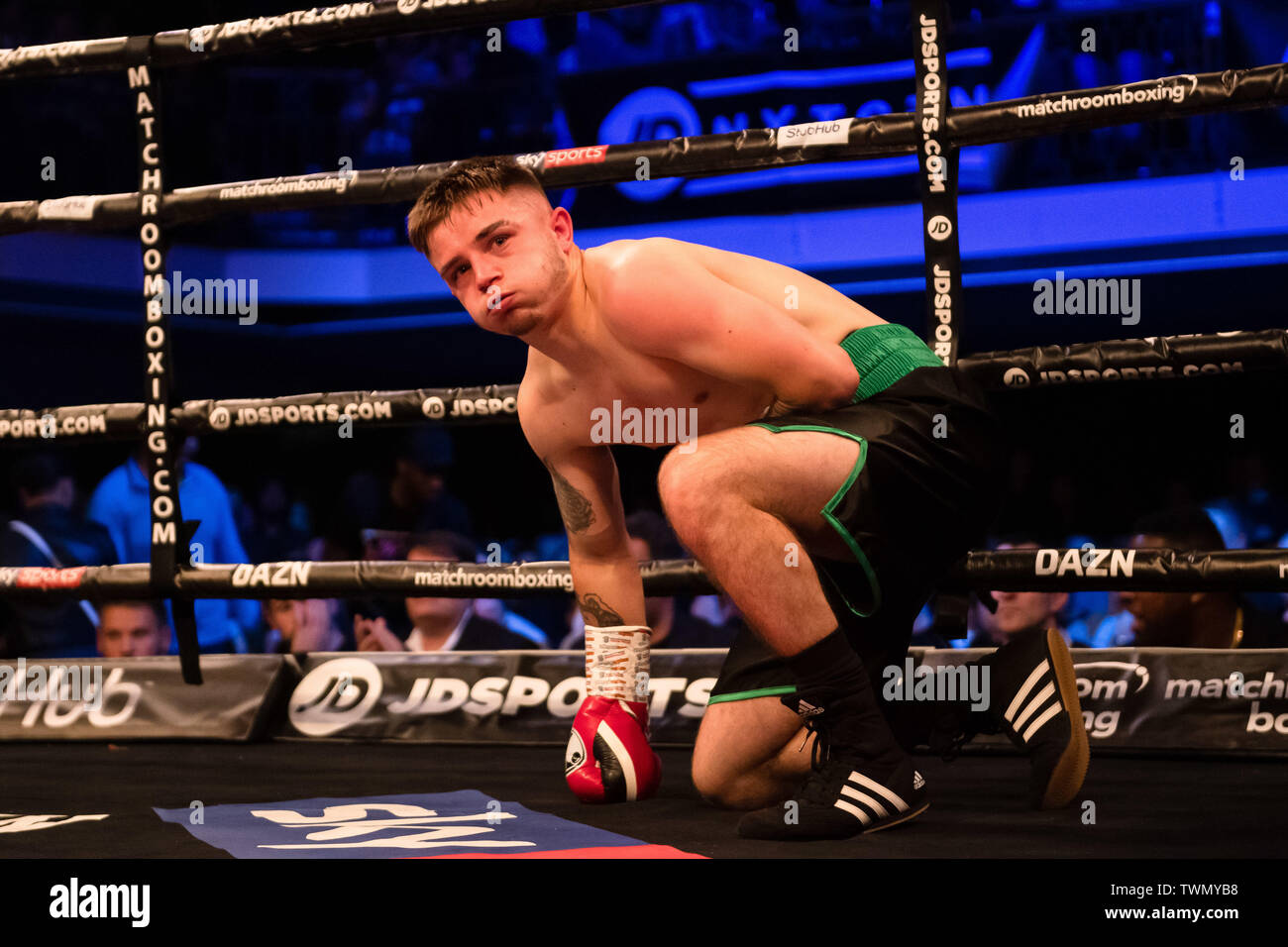 Boxing ring rope covers hi-res stock photography and images - Alamy