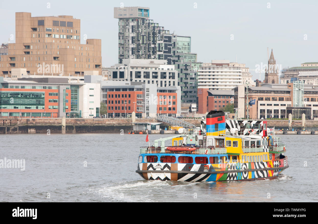 Razzle dazzle ferry hi-res stock photography and images - Alamy