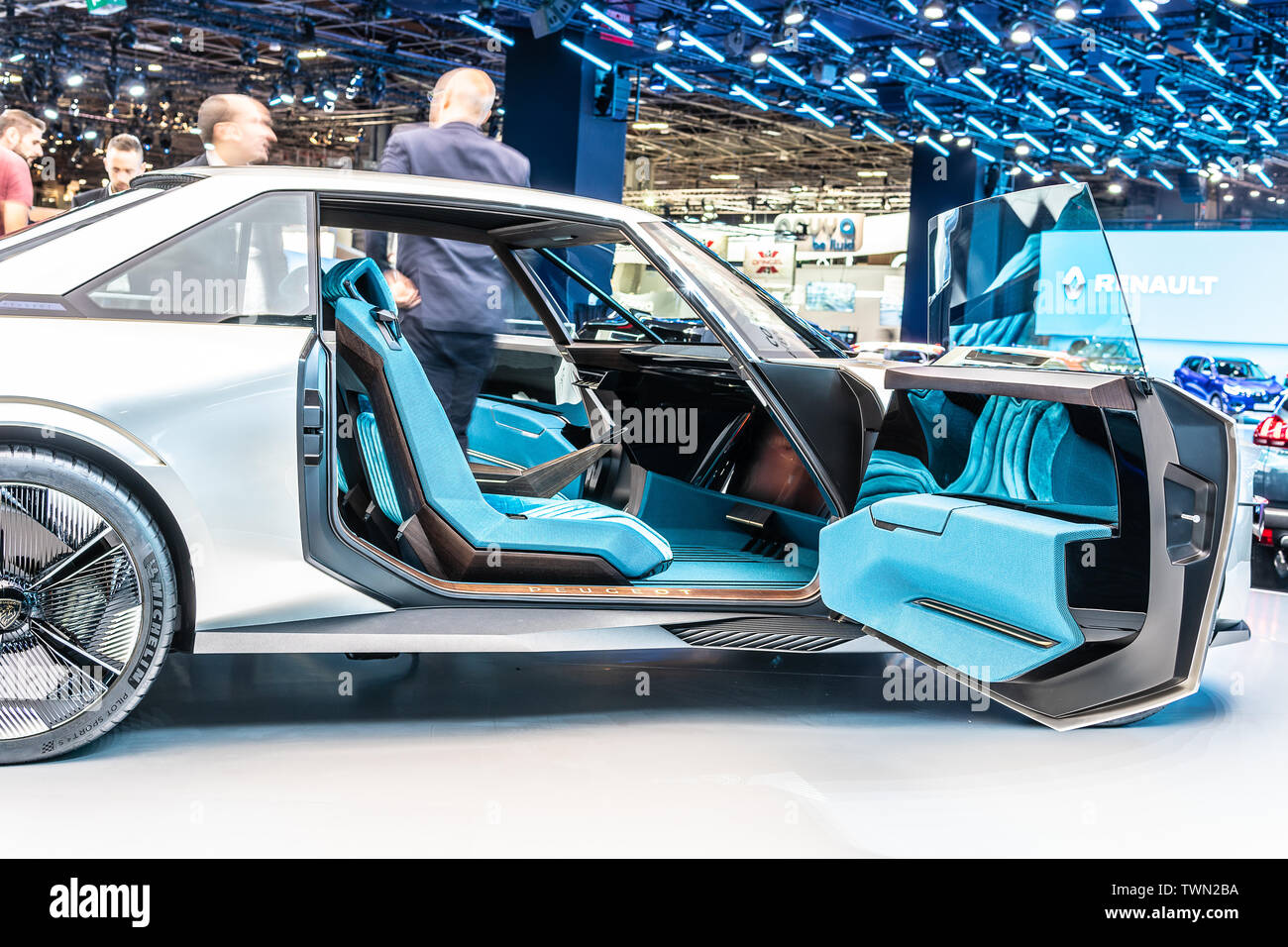 Peugeot 504 hi-res stock photography and images - Alamy