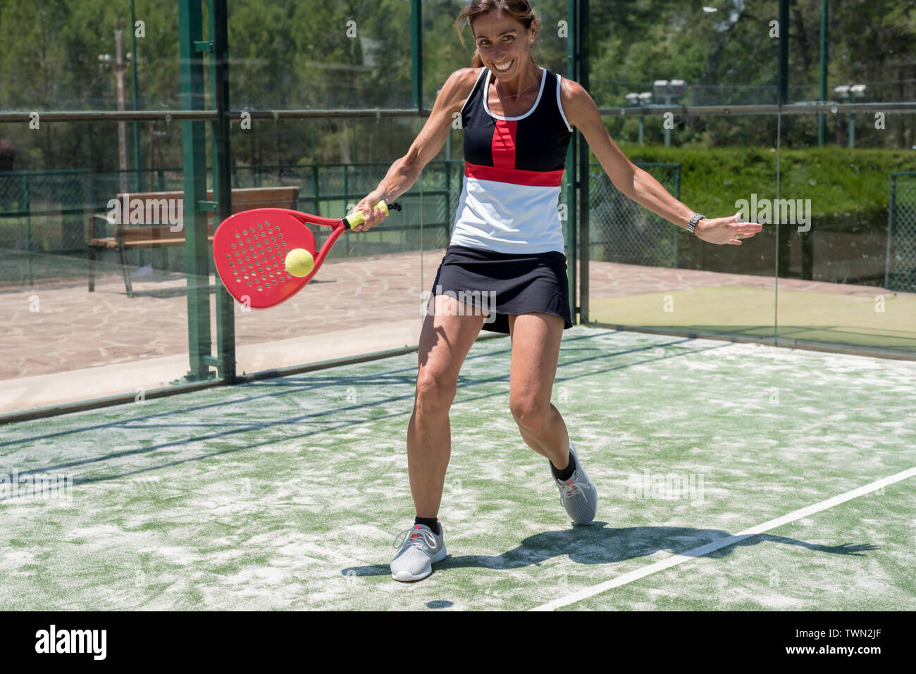 Female play padel tennis hi-res stock photography and images - Alamy