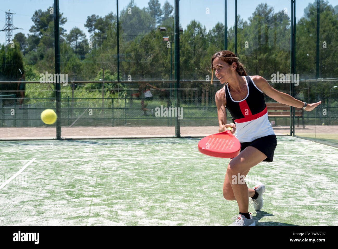 Female playing padel tennis hi-res stock photography and images - Alamy