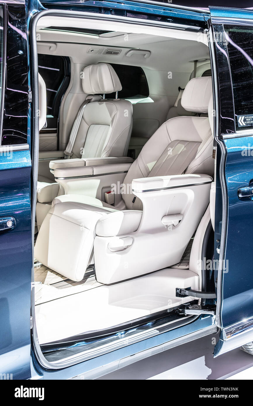 Paris, France, October 02, 2018: GAC Motor GM8 at Mondial Paris Motor ...