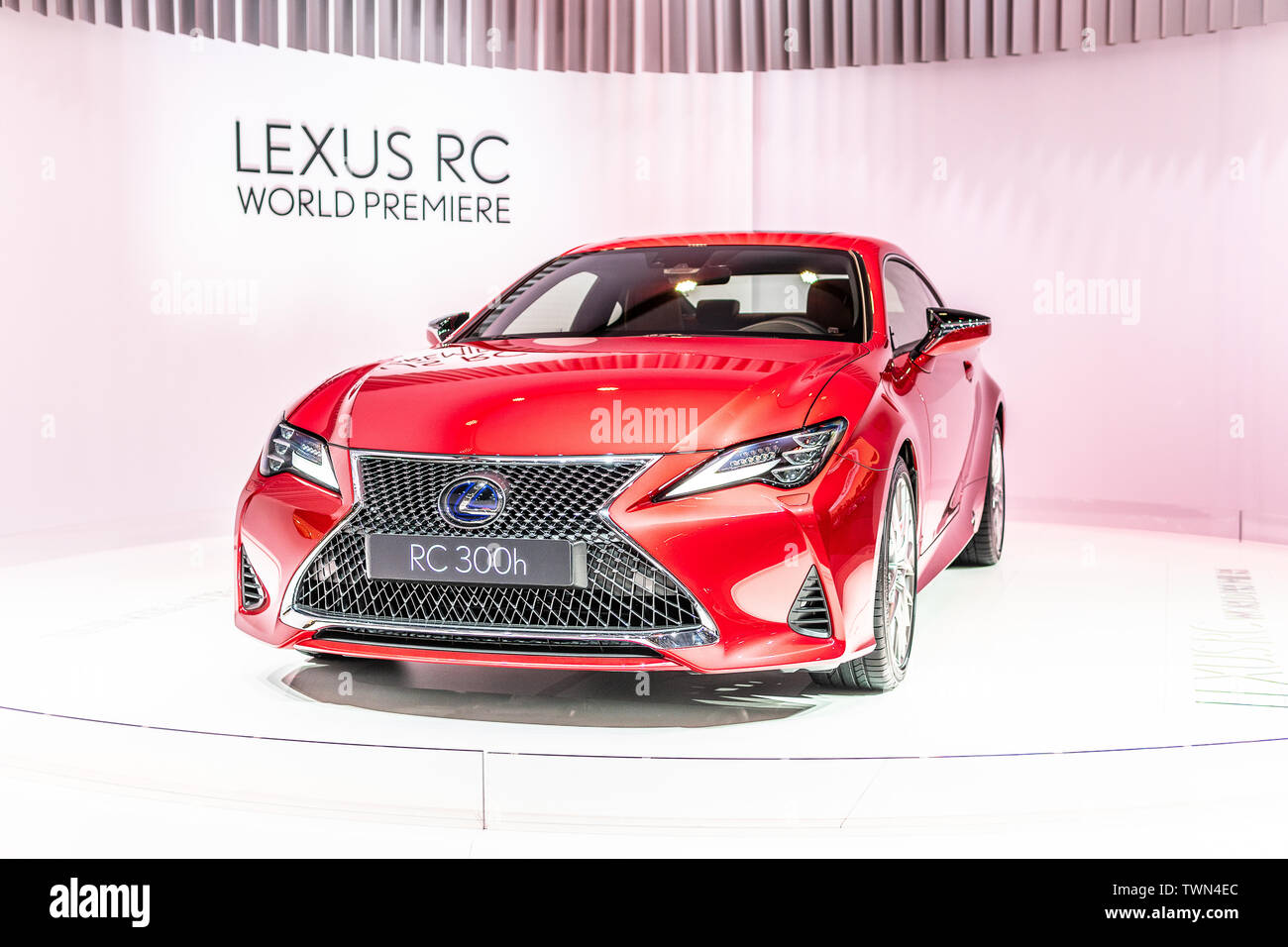 Is 300h cvt hi-res stock photography and images - Alamy