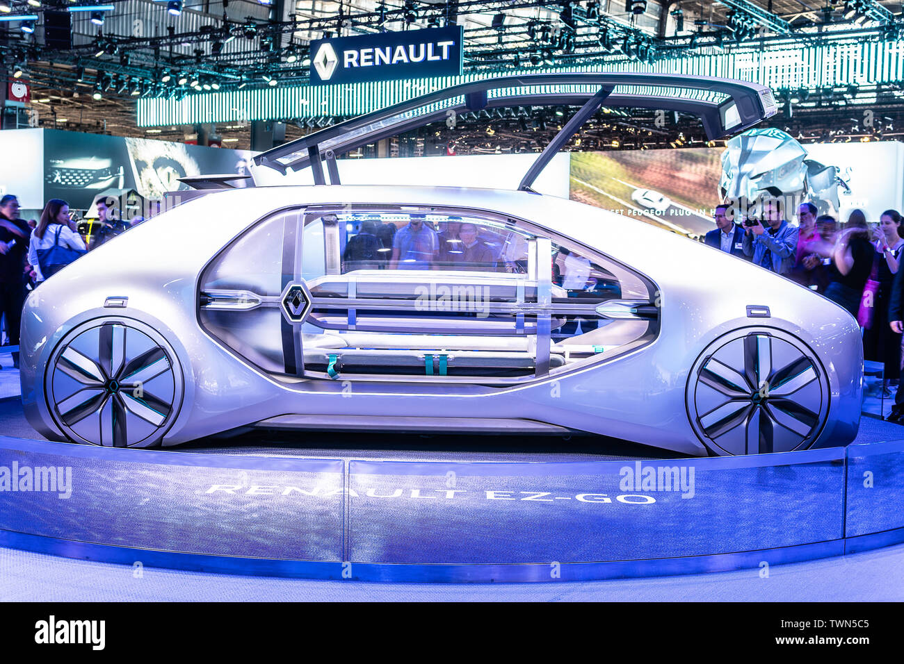 Paris, France, Oct 04, 2018 electric autonomous robot taxi car Renault ...