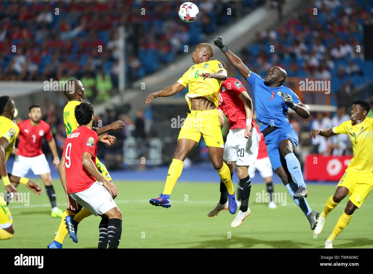 Zimbabwe goalkeeper hi-res stock photography and images - Alamy