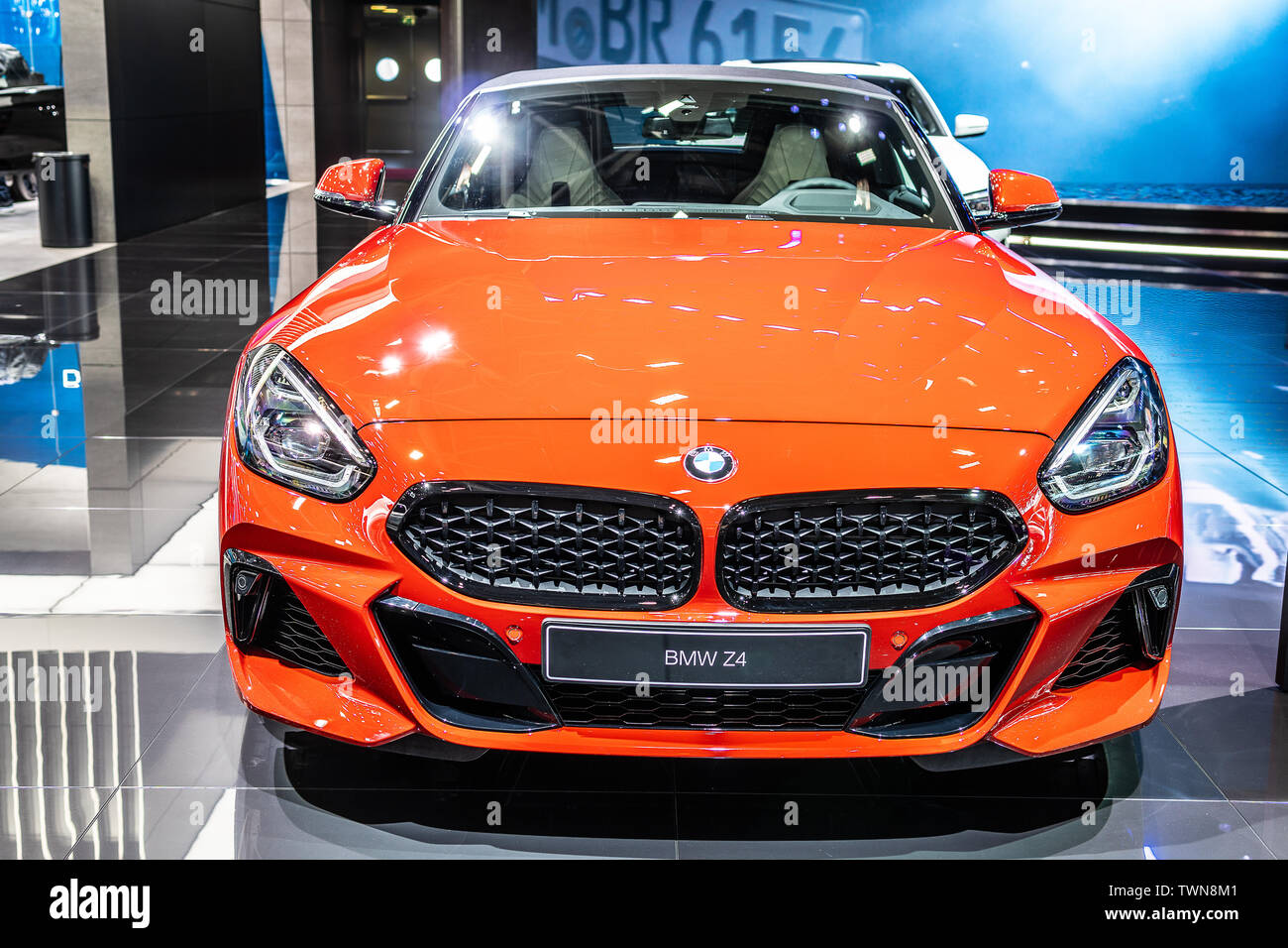Paris, France, Oct 06, 2018 metallic all new orange BMW Z4 M40i ...