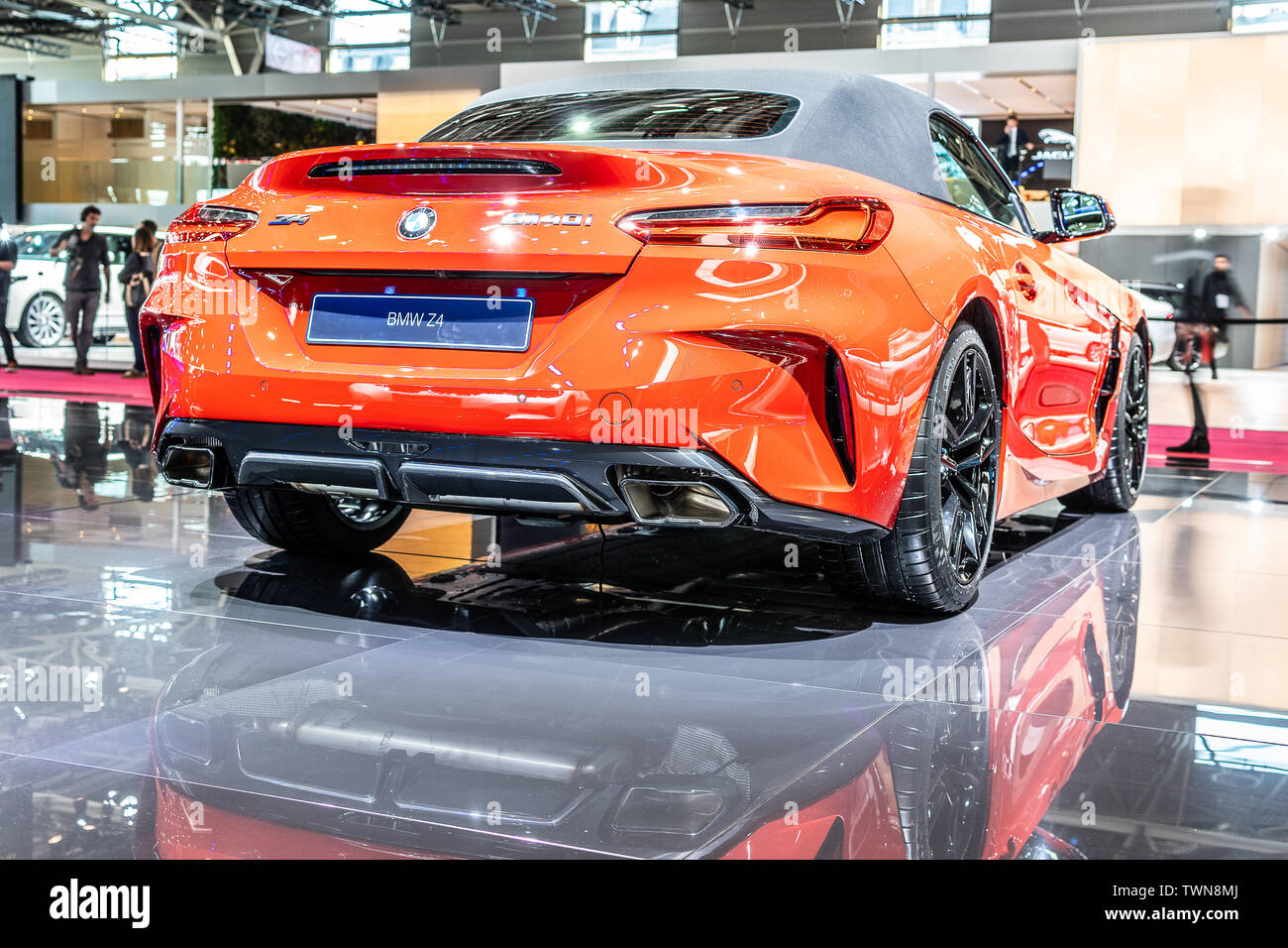 Paris, France, Oct 06, 2018 metallic all new orange BMW Z4 M40i ...
