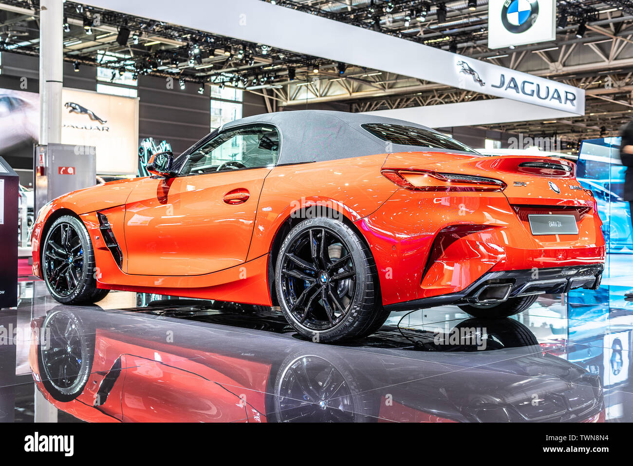 Paris, France, Oct 06, 2018 metallic all new orange BMW Z4 M40i ...