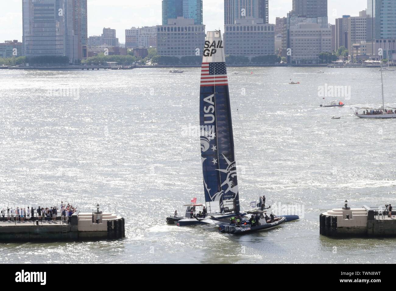 Usa sailgp team hi-res stock photography and images - Alamy