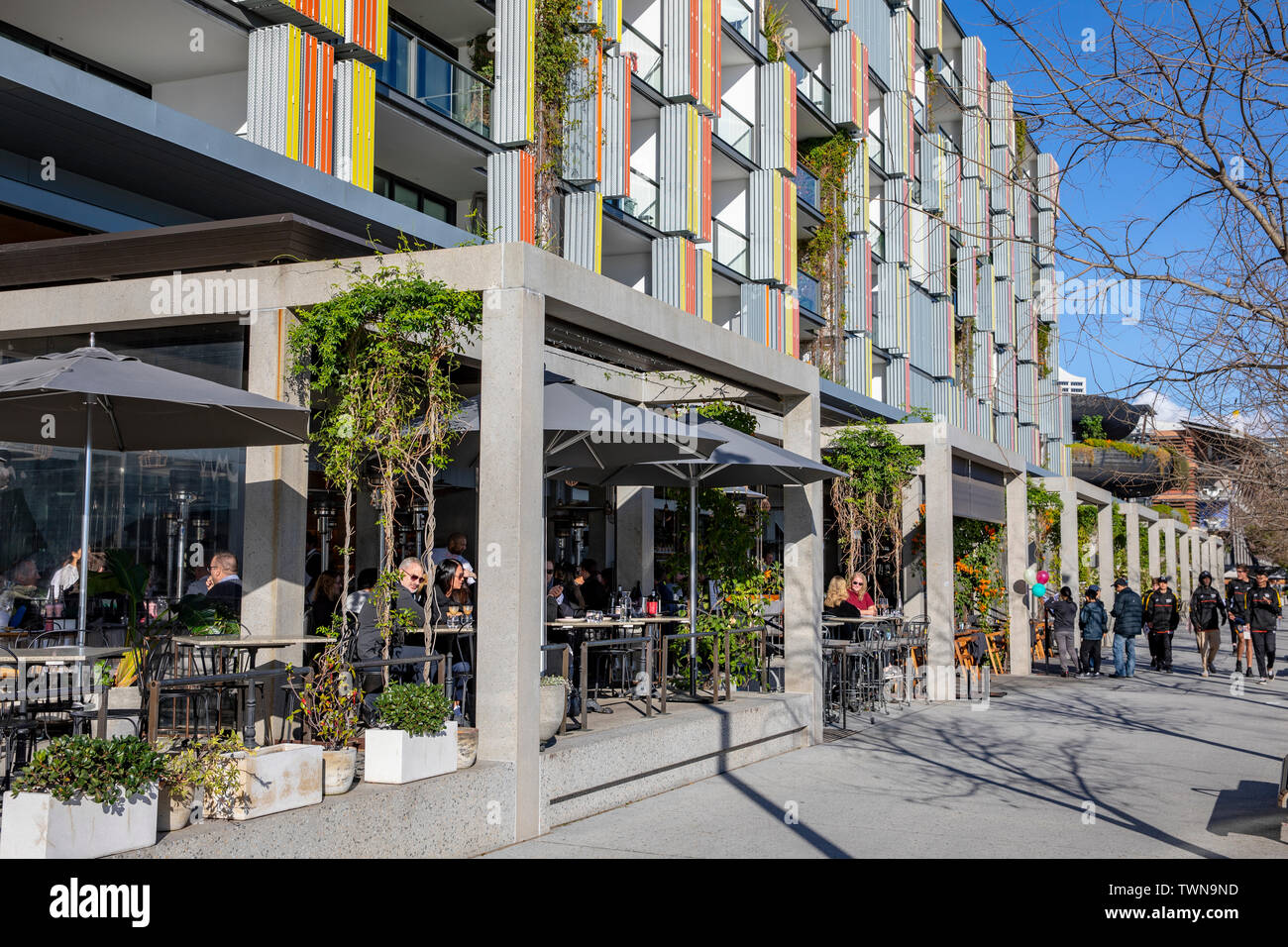 Barangaroo restaurants hi-res stock photography and images - Alamy