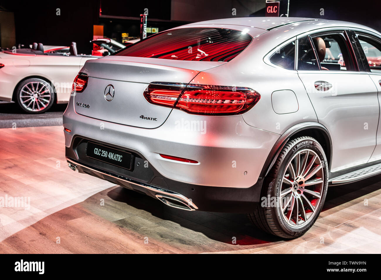 Mercedes benz glc 250 hi-res stock photography and images - Alamy