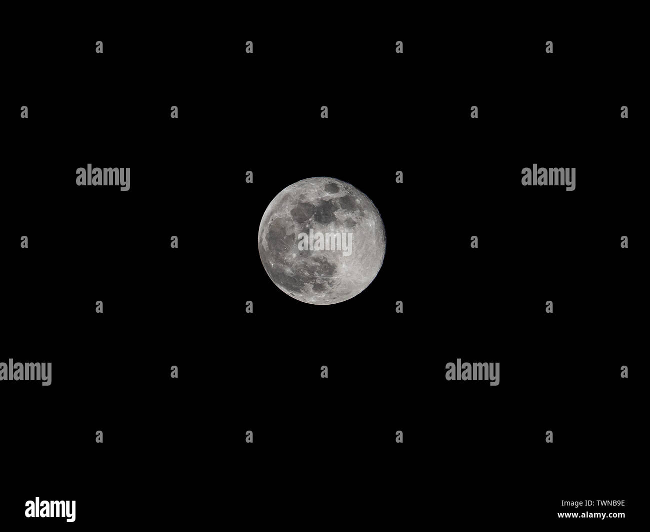 Nearly nightime hi-res stock photography and images - Alamy