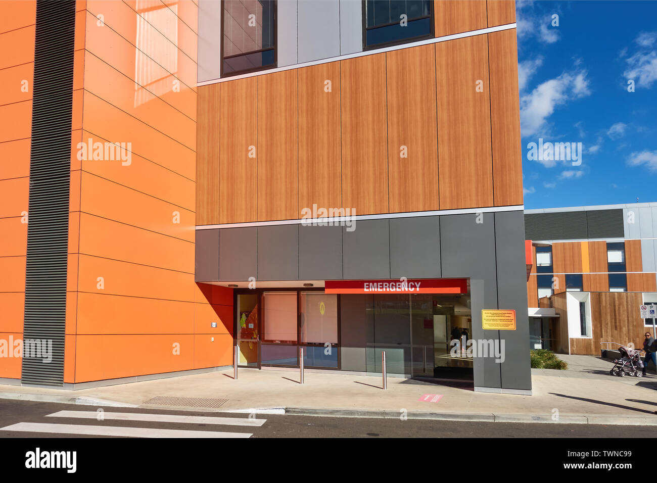 Pedestrian Entrance to Emergency Wing of Tamworth Hospital NSW ...