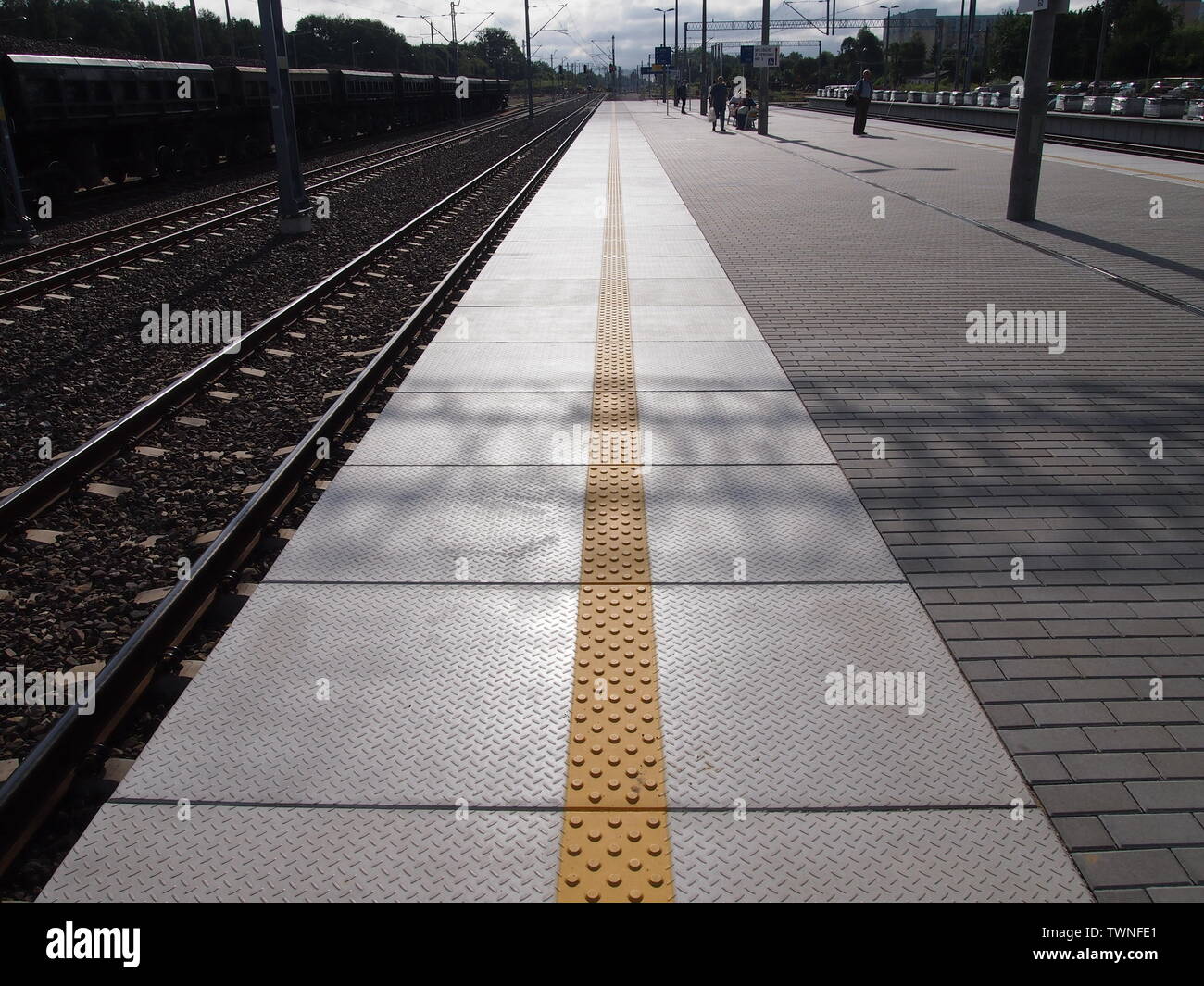 Station perspective hi-res stock photography and images - Alamy