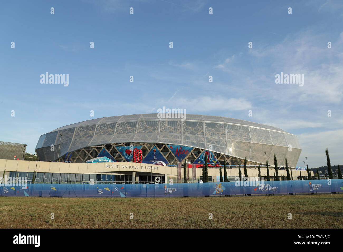 A view stade de nice hi-res stock photography and images - Alamy