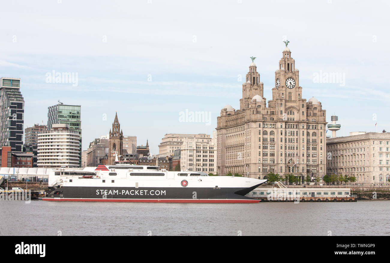 Liverpool and steam packet boat hi-res stock photography and images - Alamy