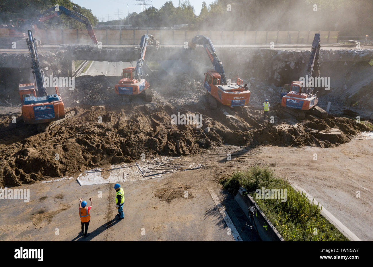 Demolished freeway bridge hi-res stock photography and images - Alamy
