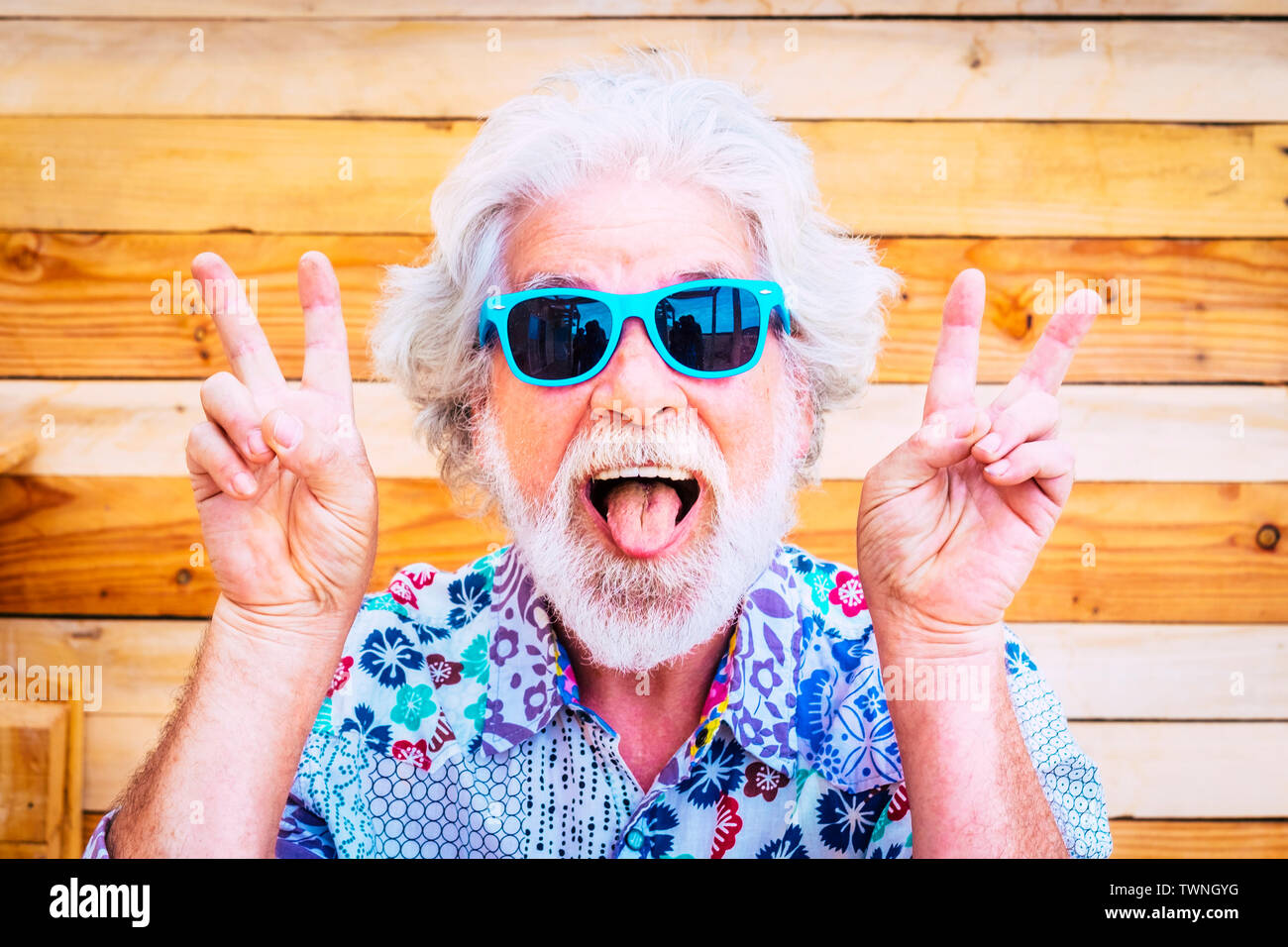 Elderly caucasian man hippie hi-res stock photography and images - Alamy