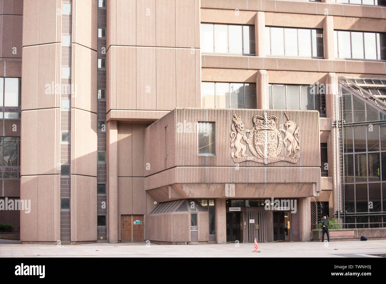 Queen Elizabeth II,Brutalist,style,design,architecture,Law Courts ...