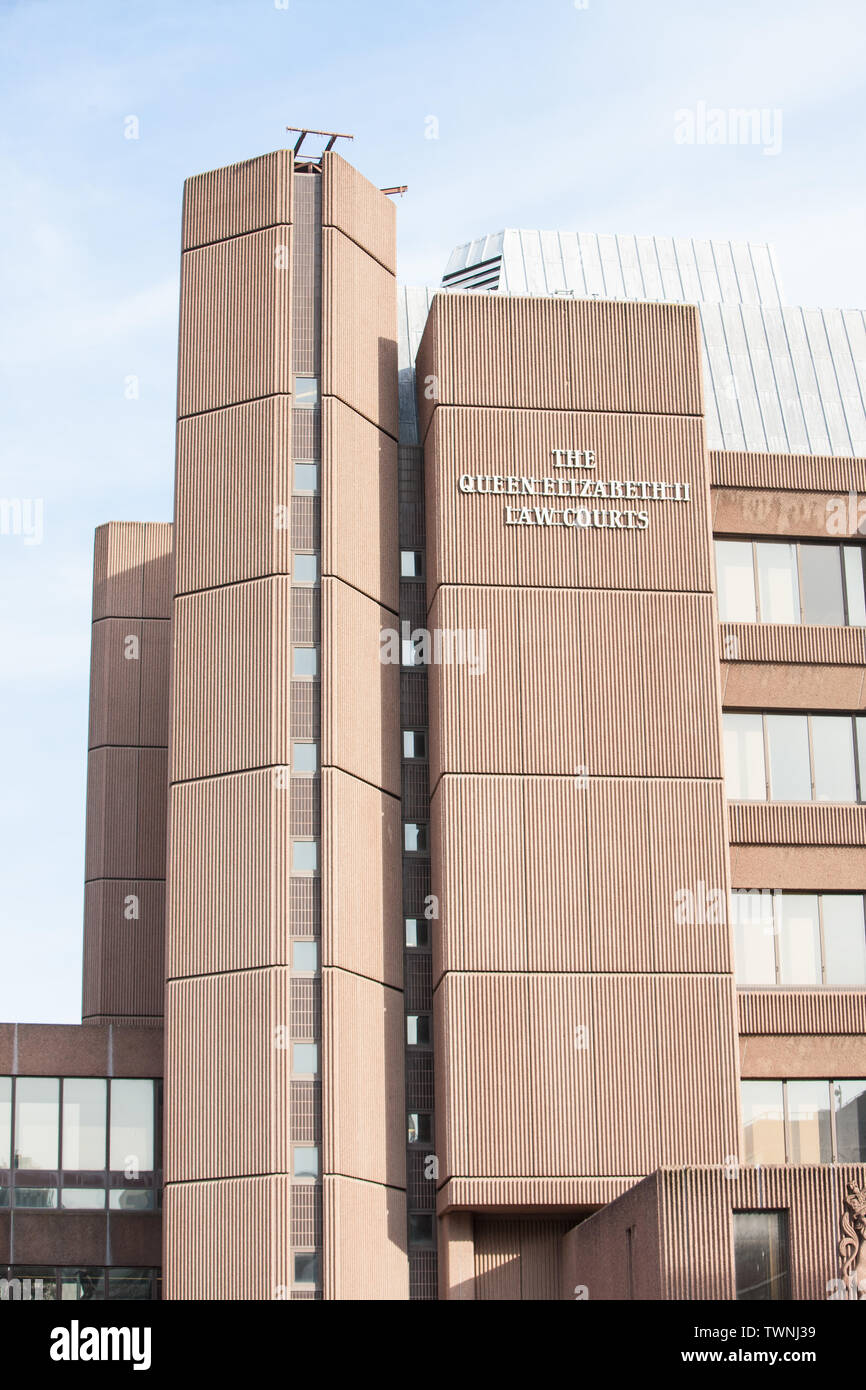 Liverpool crown court building hi-res stock photography and images - Alamy