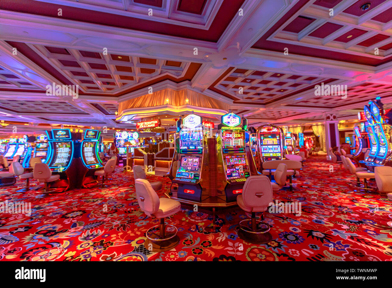 Encore interior hi-res stock photography and images - Alamy