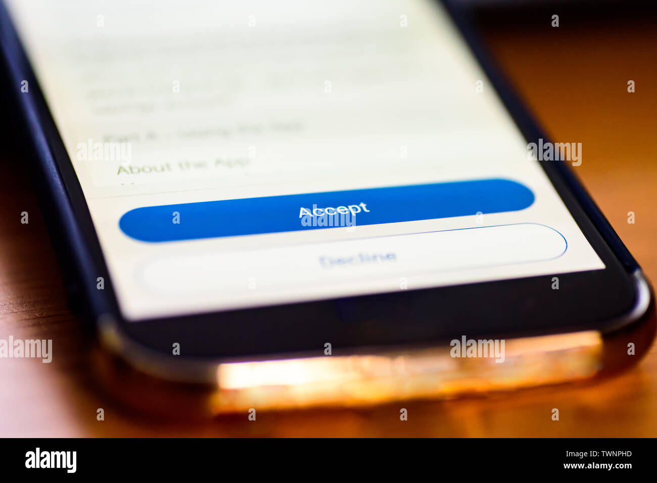 Accept and Decline buttons on smartphone app screen closeup Stock Photo ...