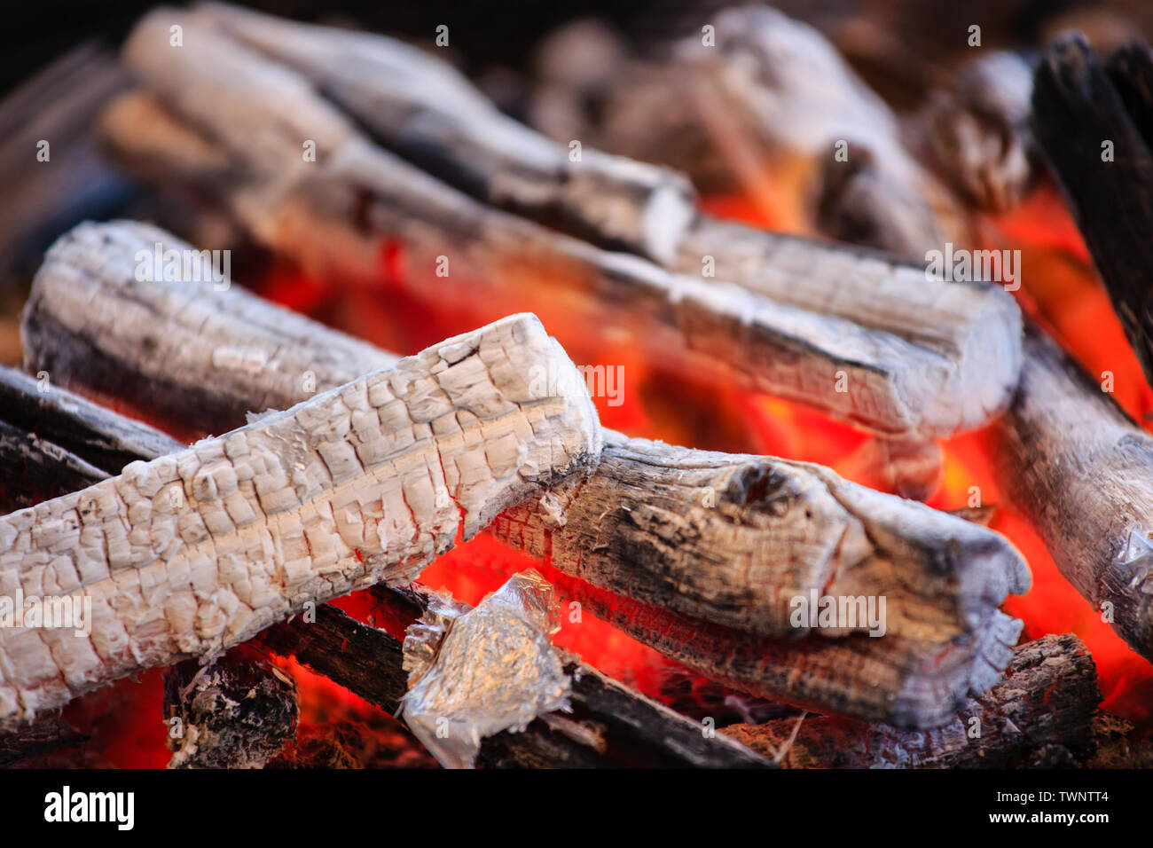 Closeup view red embers hot hi-res stock photography and images - Alamy