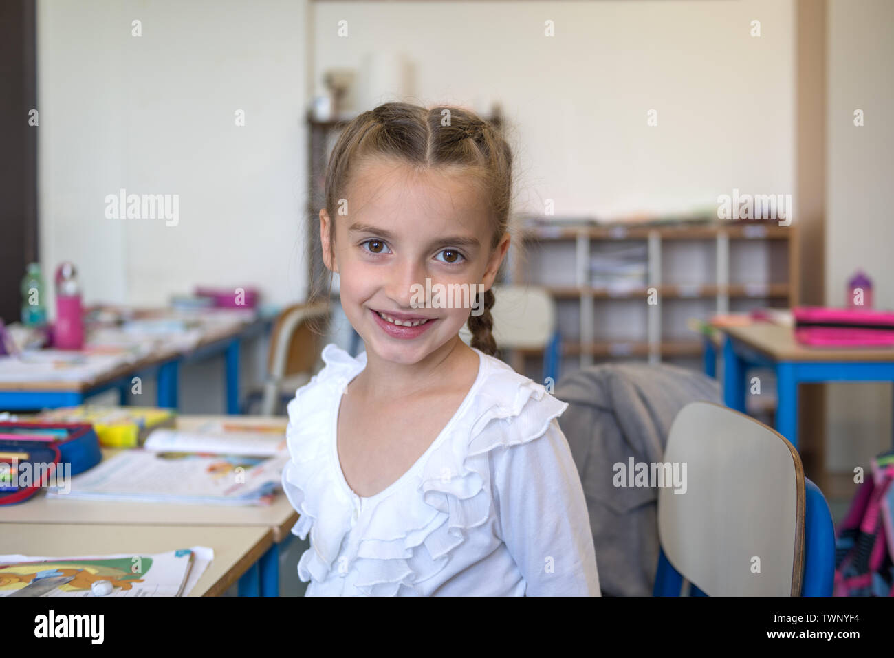 Italian school girl hi-res stock photography and images - Alamy