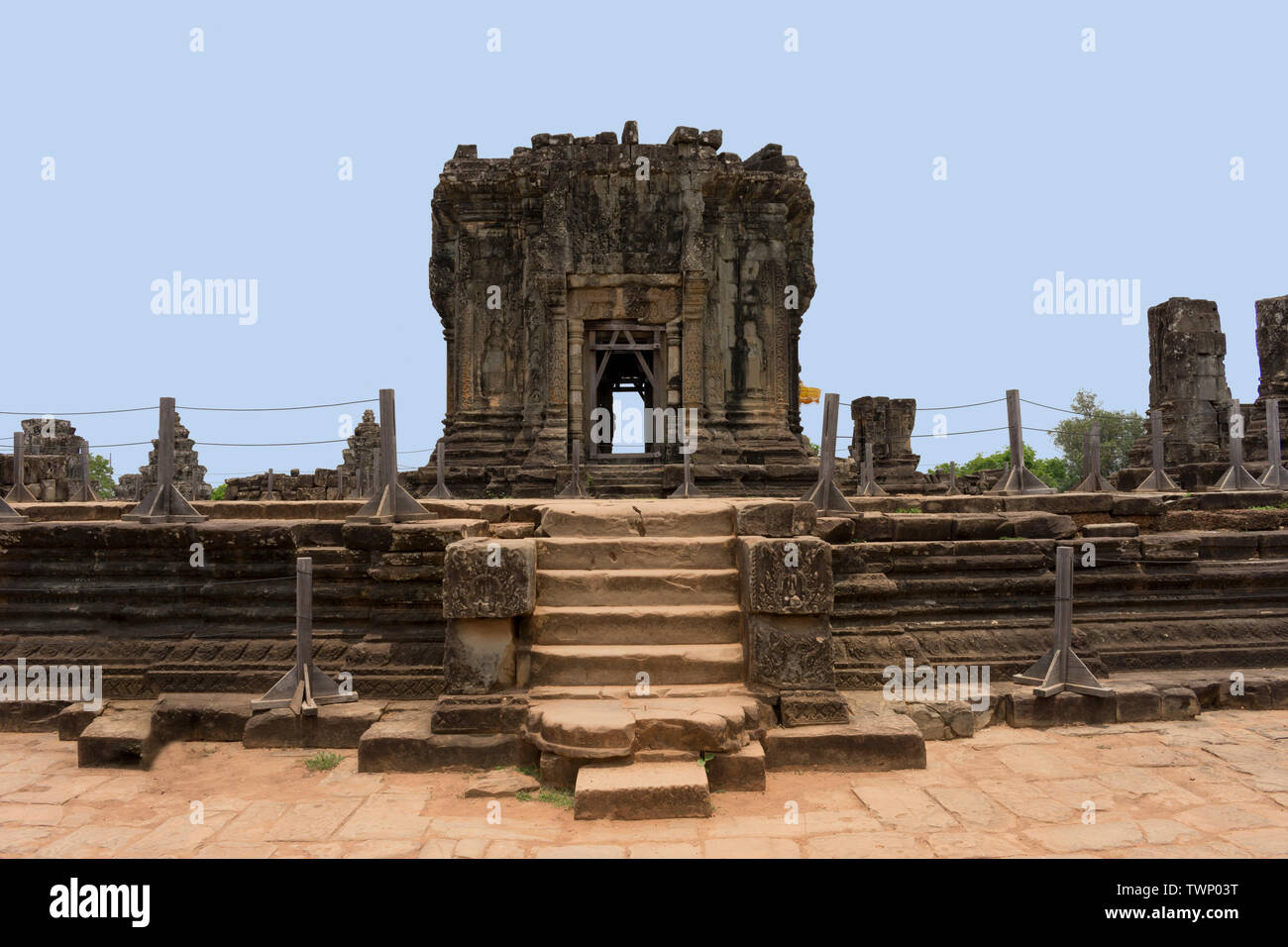 Bakheng temple hi-res stock photography and images - Alamy
